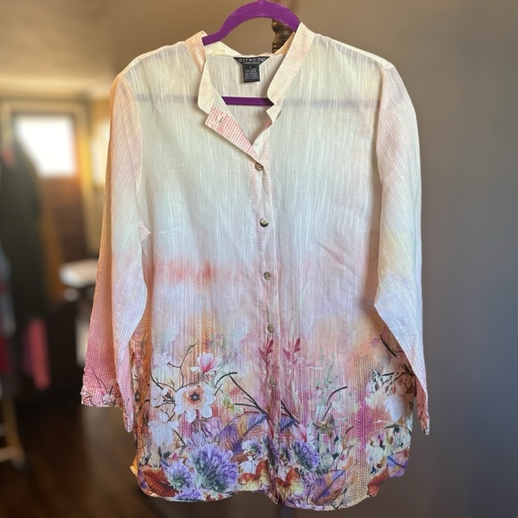 Citron | Tops | Citron Floral Painted Blouse Art To Wear Sz L | Poshmark